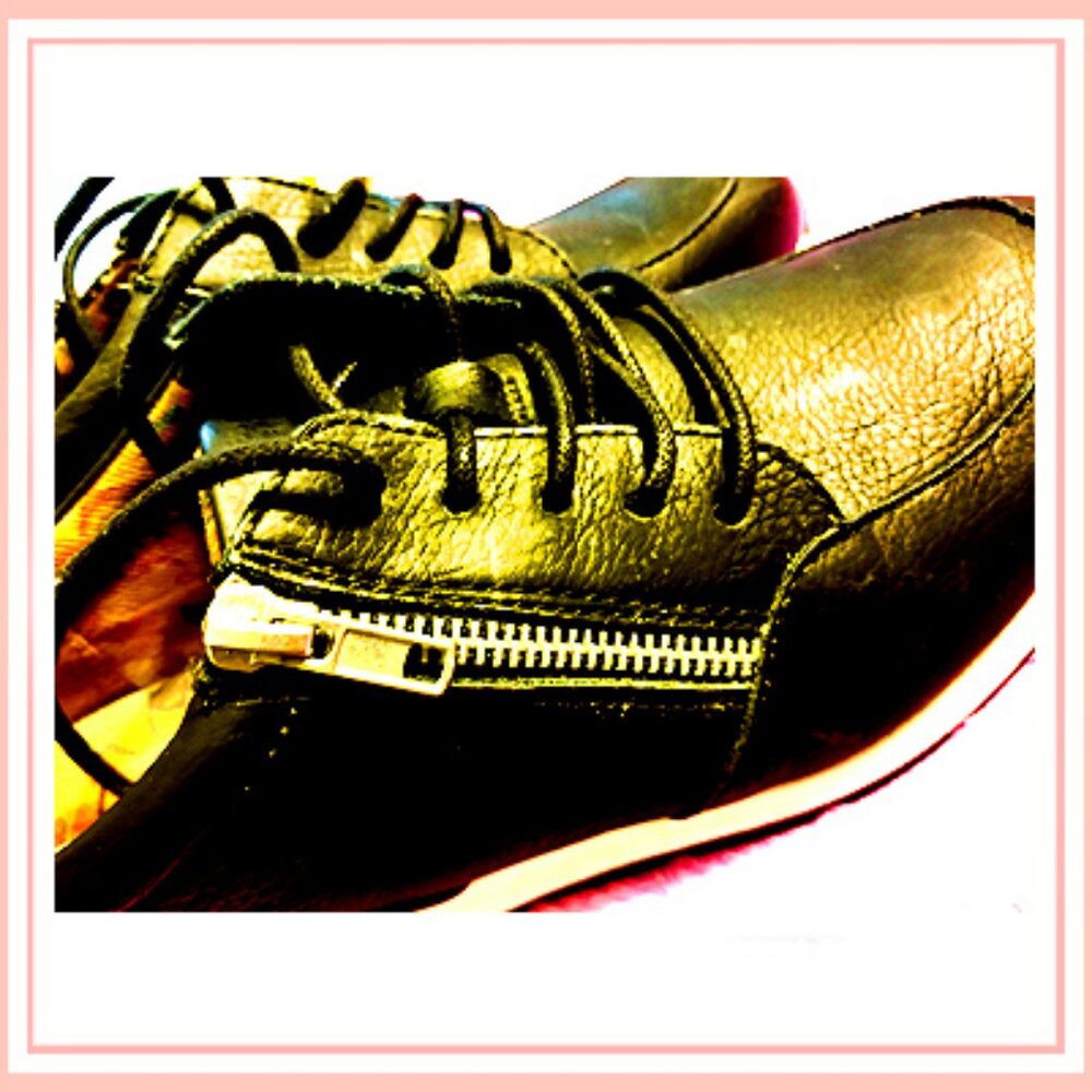 Rare & Unique B.O.C. Side-Zipper Shoes - Gem